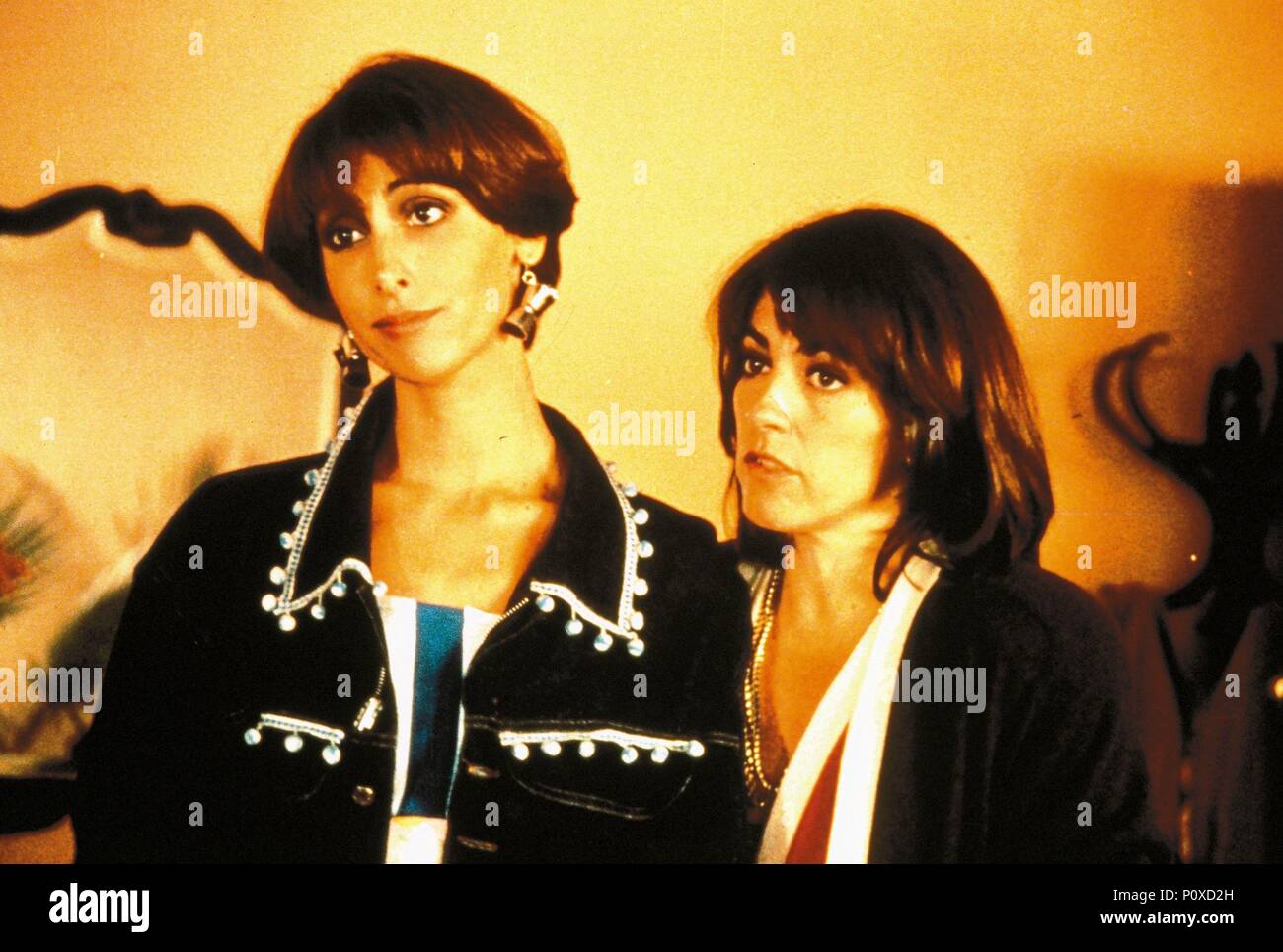 Mujeres al borde de un ataque hi-res stock photography and images - Alamy