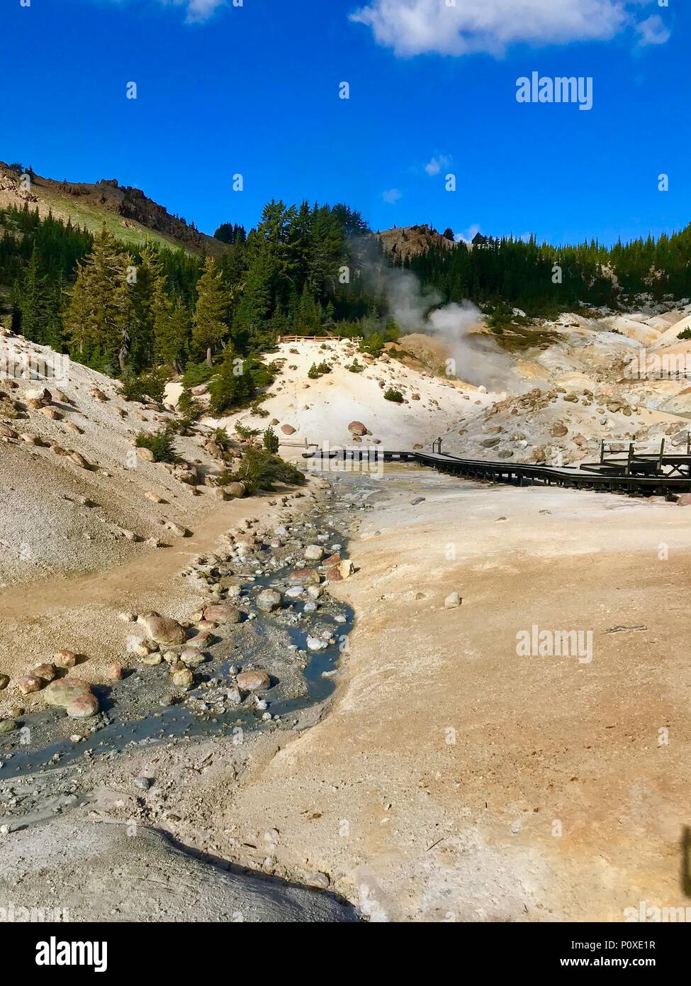 Bumpass hell trail hi-res stock photography and images - Alamy