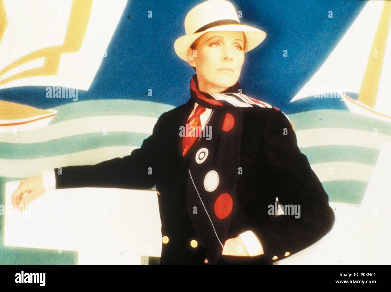 Original Film Title: VICTOR / VICTORIA. English Title: VICTOR ...