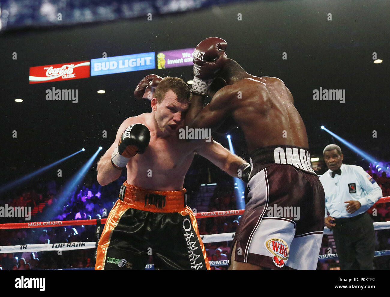 Las Vegas, Nevada, USA. 10th June, 2018. Undisputed Junior Welterweight ...