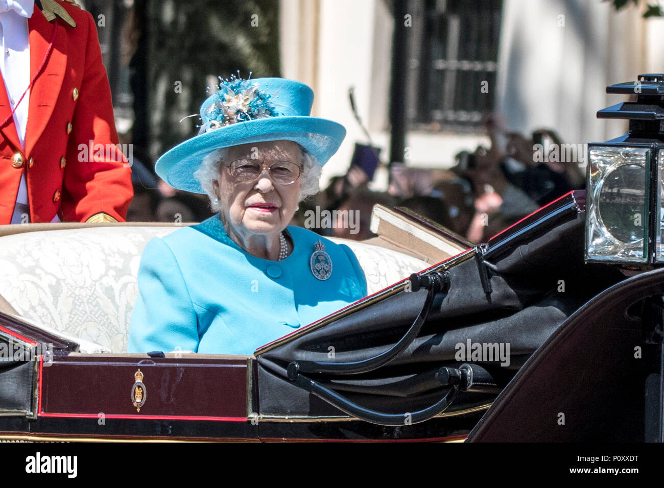Queen elizabeth ii 2018 smiling hi-res stock photography and images - Alamy