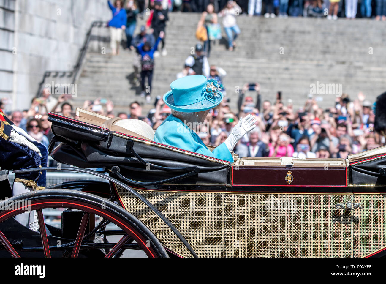 Queen elizabeth ii 2018 smiling hi-res stock photography and images - Alamy