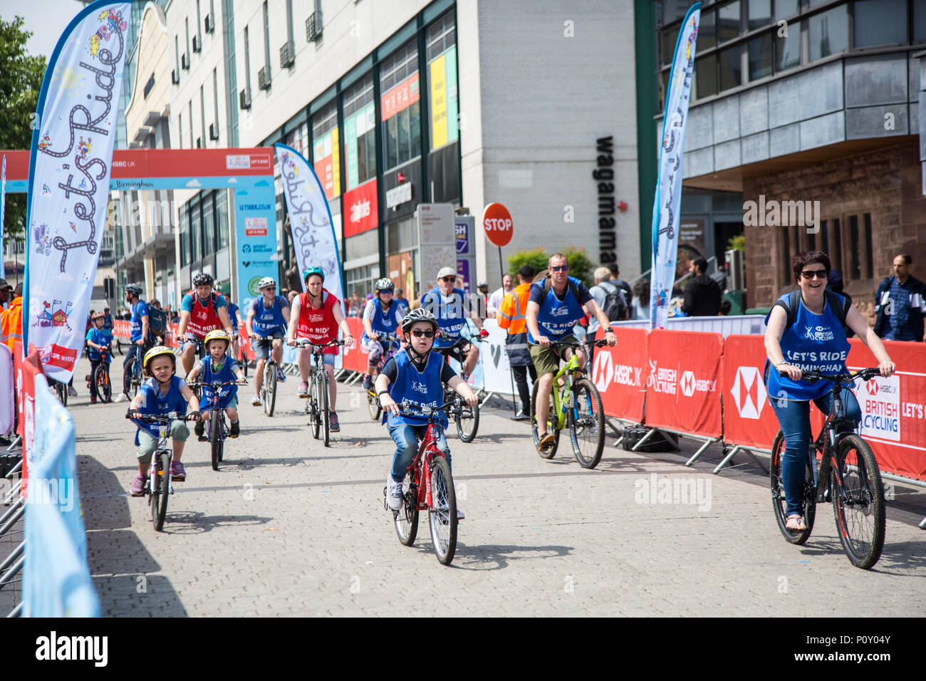 Hsbc Uk Lets Ride High Resolution Stock Photography and Images - Alamy