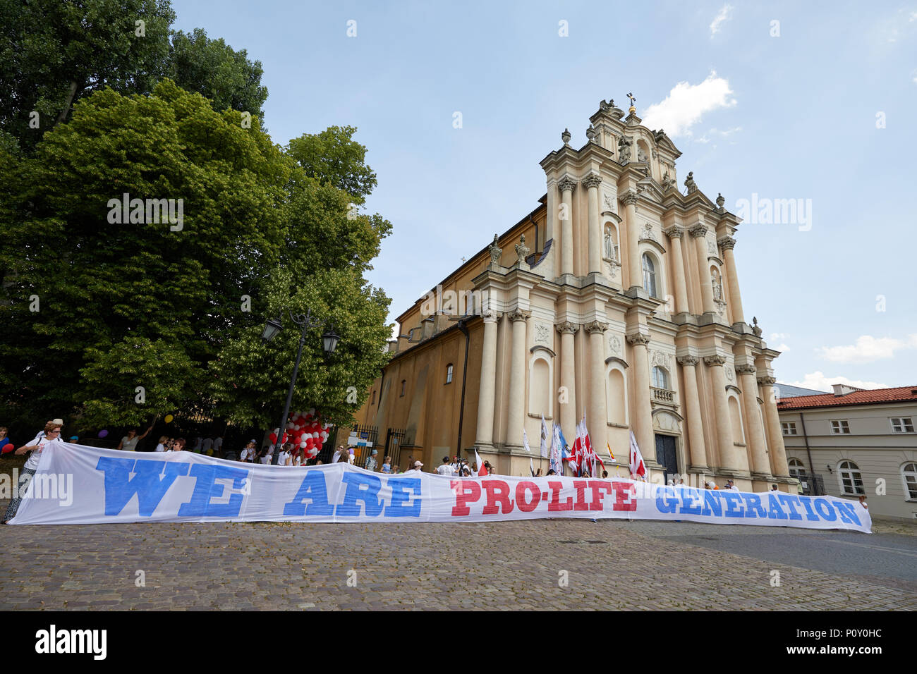 Warsaw, Poland. 10th June 2018. Pro-life supporters outside Kościół ...