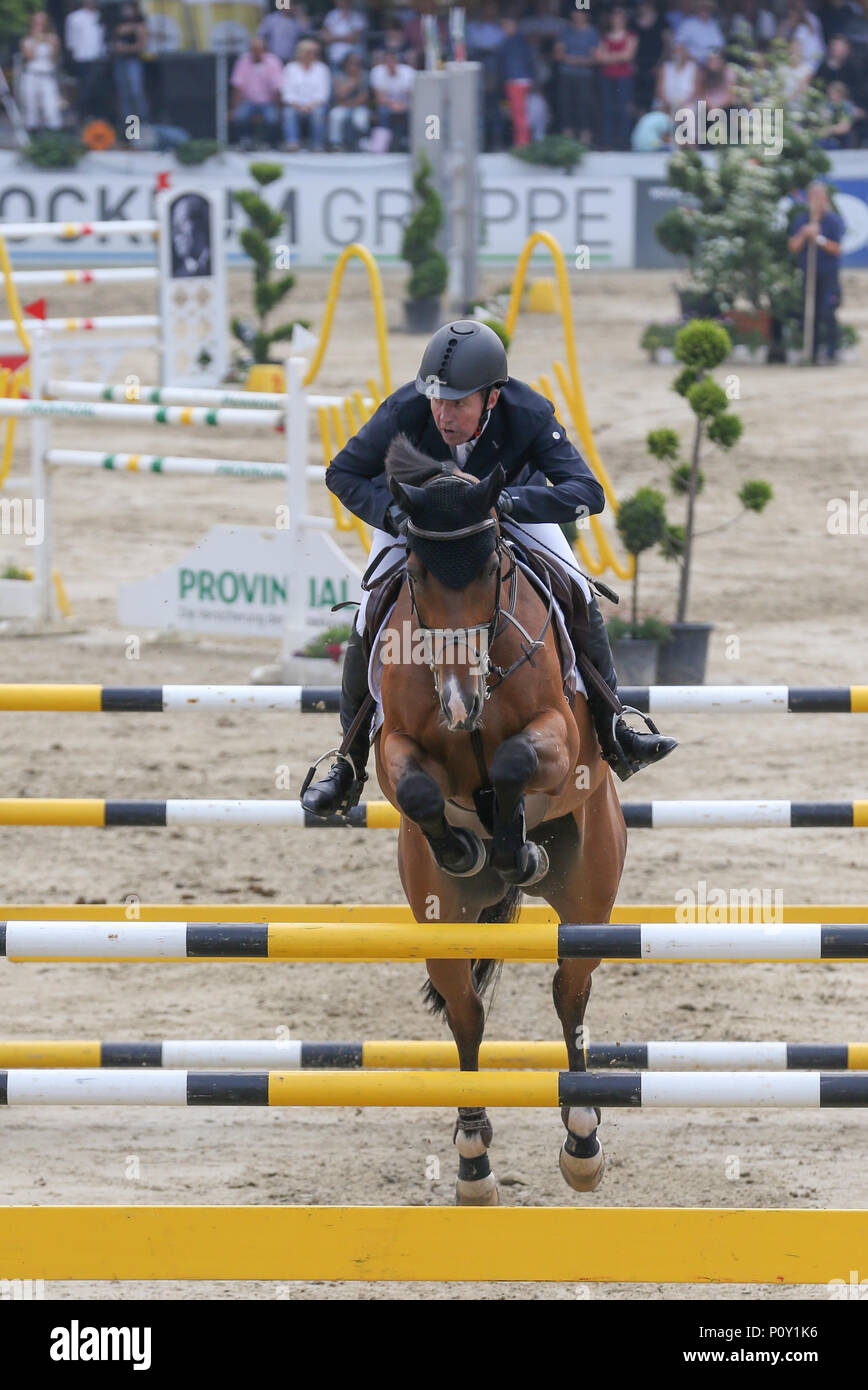 10 June 2018, Germany, Balve: Markus Beerbaum rides Cool Hand Luke at ...