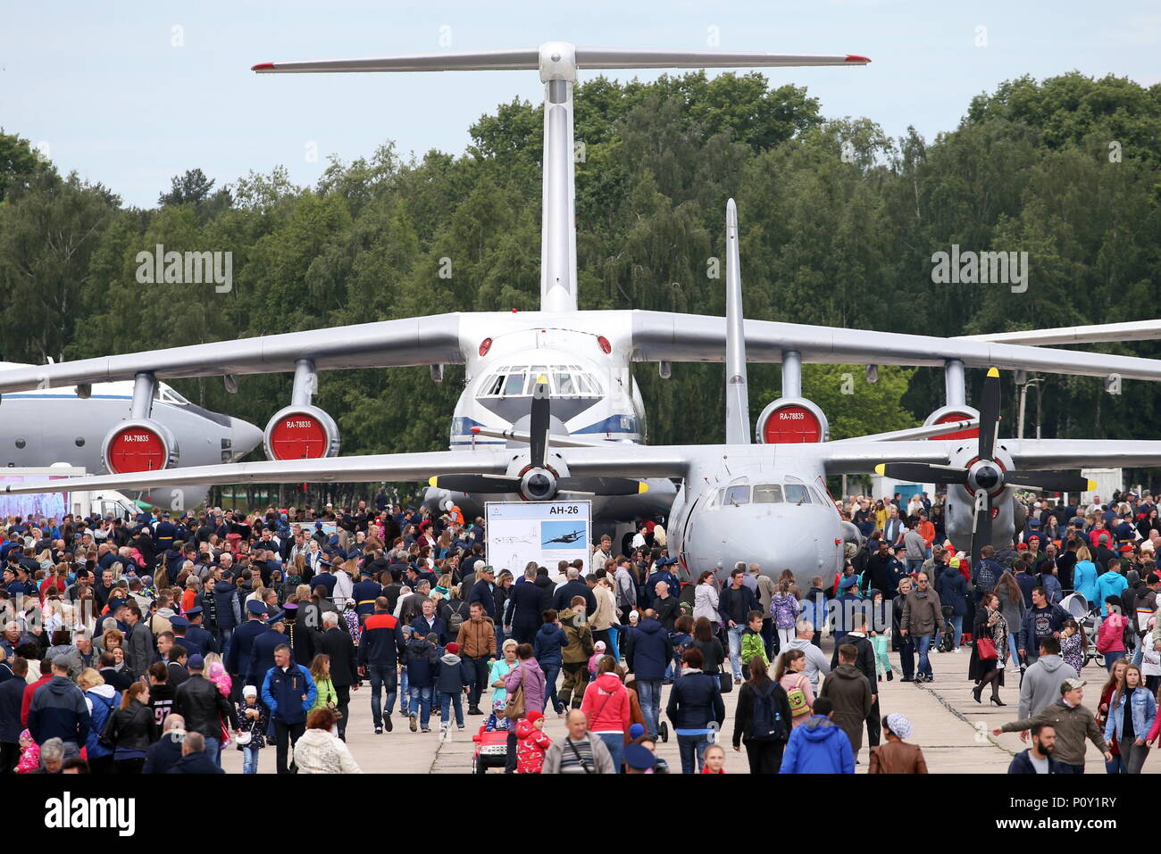 Antonov An 10 Aircraft High Resolution Stock Photography and Images - Alamy