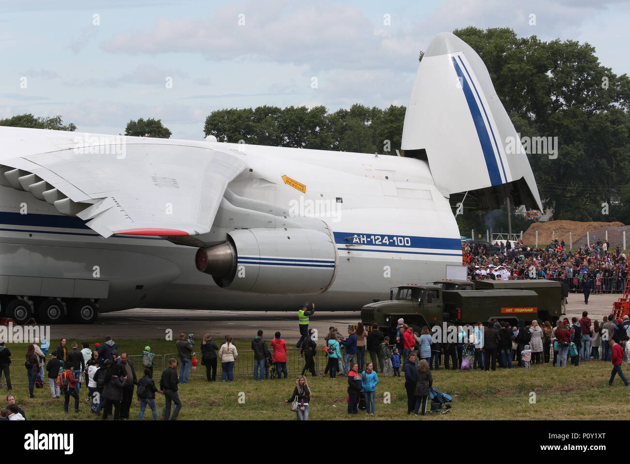 Antonov An 10 Aircraft High Resolution Stock Photography and Images - Alamy