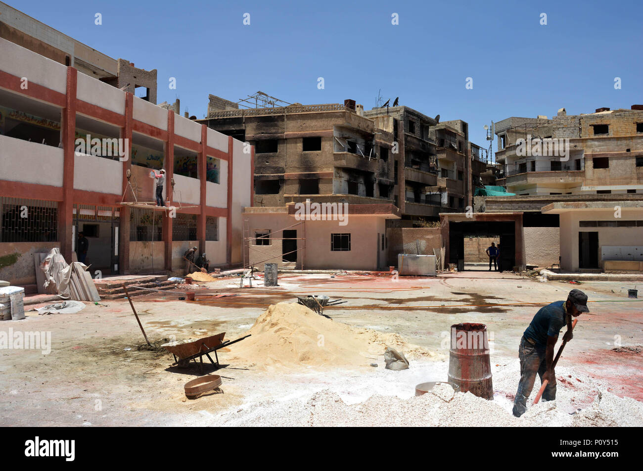 School rebuild hi-res stock photography and images - Alamy