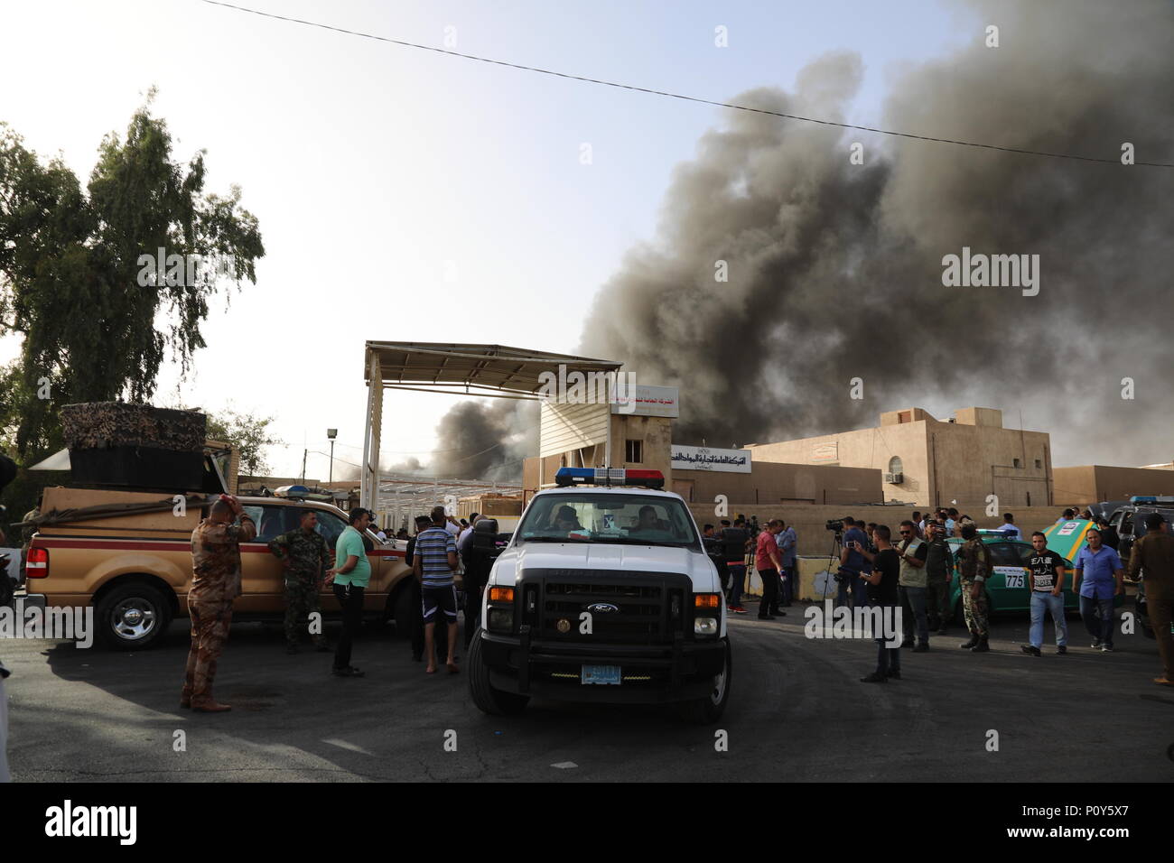 Iraqi firefighters hi-res stock photography and images - Alamy