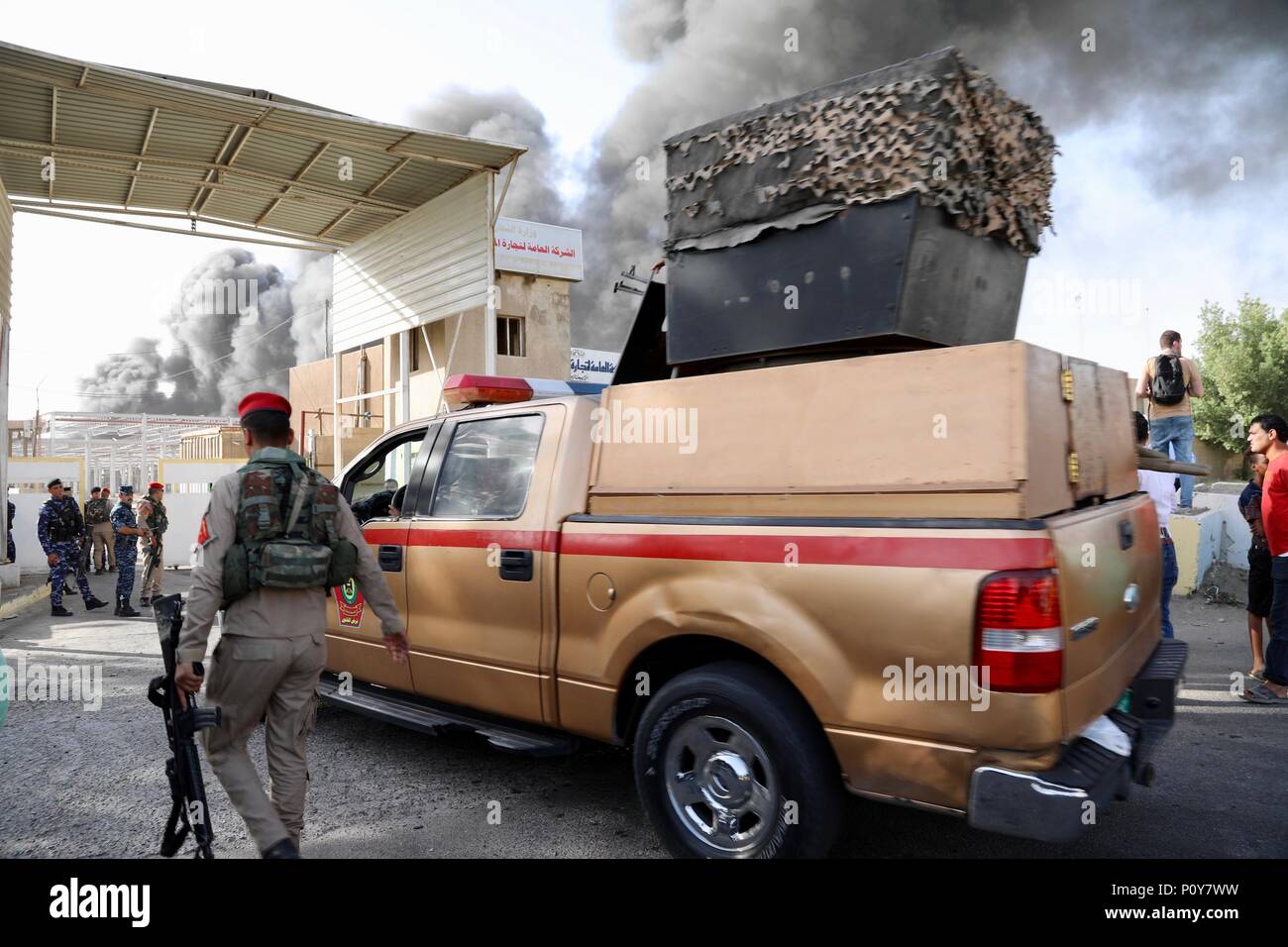 Iraqi firefighters hi-res stock photography and images - Alamy