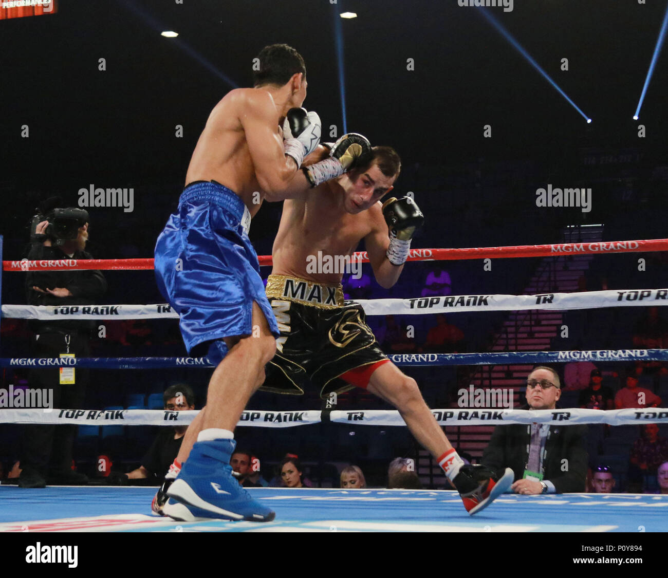 Las Vegas, Nevada, USA. 10th June, 2018. Boxer Maxim ''Mad Dog ...