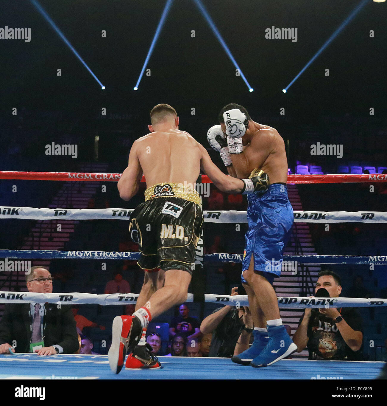 Las Vegas, Nevada, USA. 10th June, 2018. Boxer Maxim ''Mad Dog ...