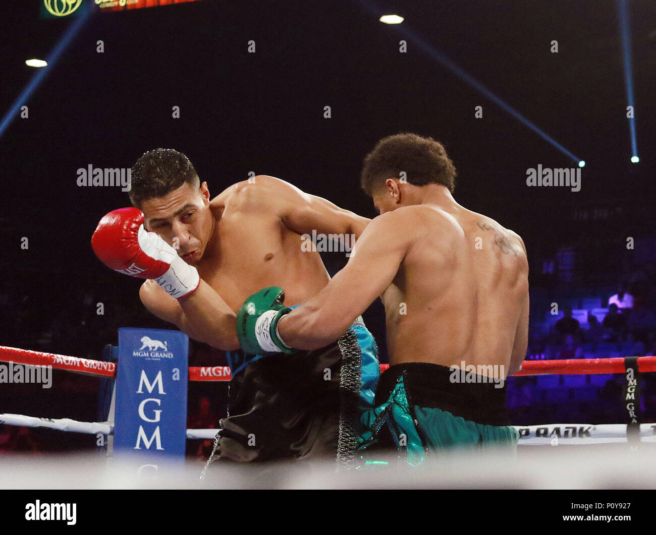 Las Vegas, Nevada, USA. 10th June, 2018. Boxer Shakur Stevenson defeats ...