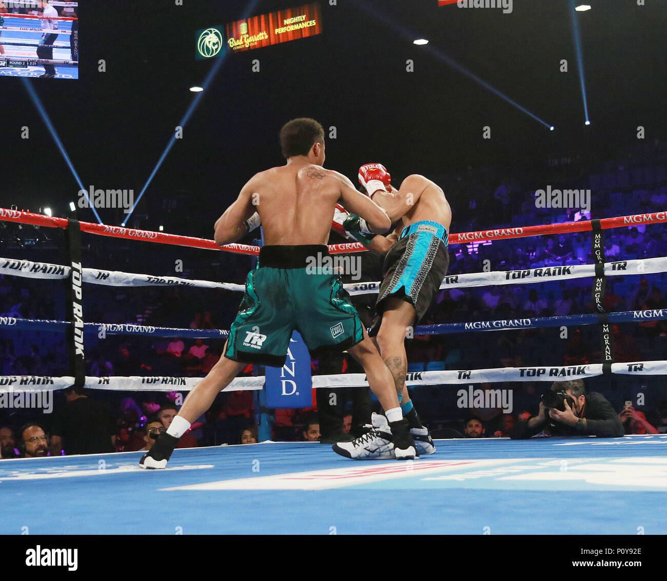 Las Vegas, Nevada, USA. 10th June, 2018. Boxer Shakur Stevenson defeats ...