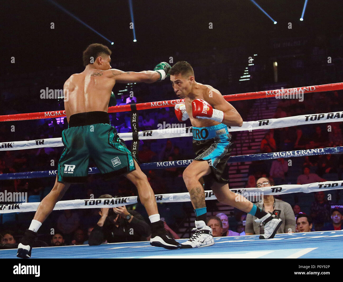 Las Vegas, Nevada, USA. 10th June, 2018. Boxer Shakur Stevenson defeats ...