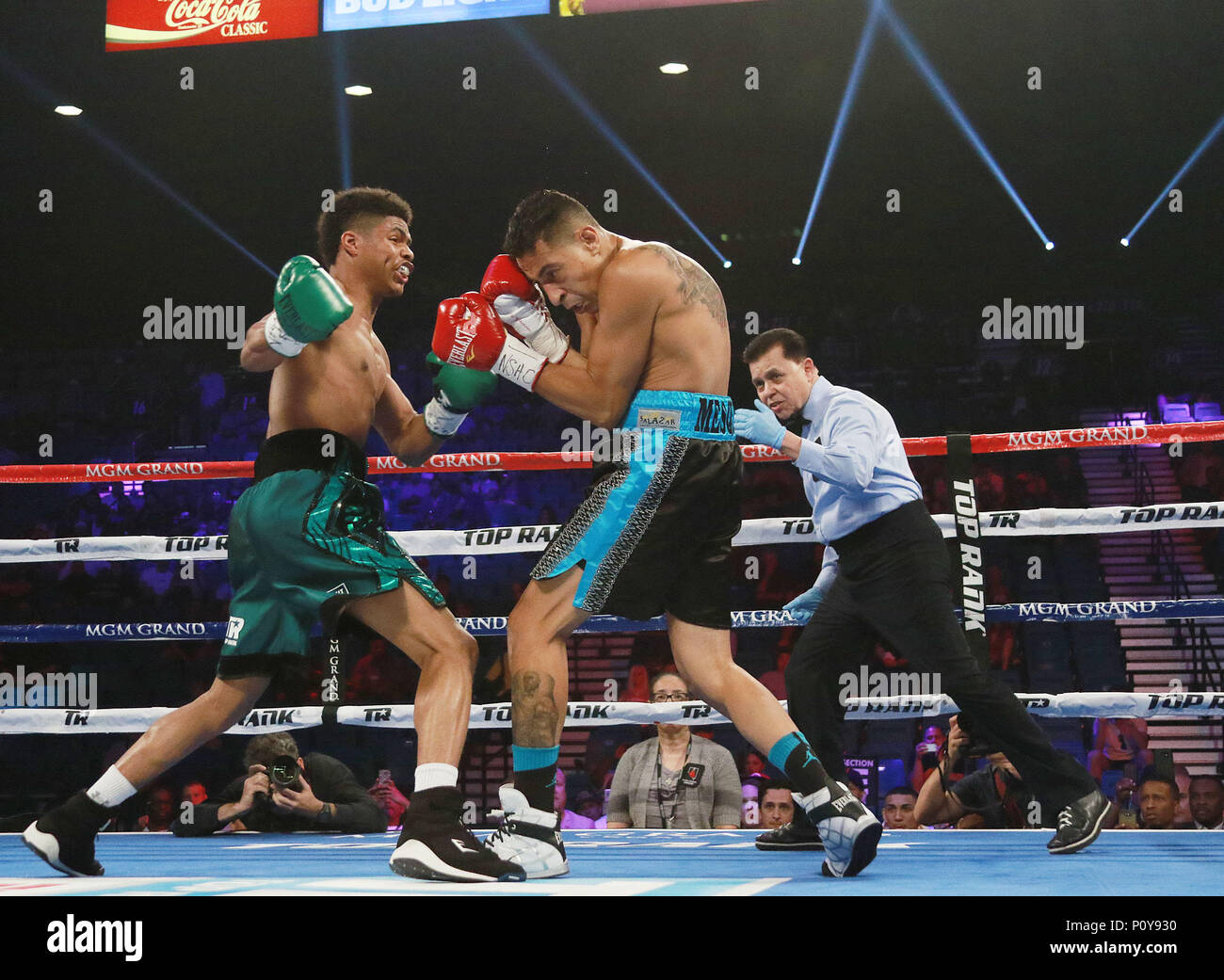 Las Vegas, Nevada, USA. 10th June, 2018. Boxer Shakur Stevenson defeats ...