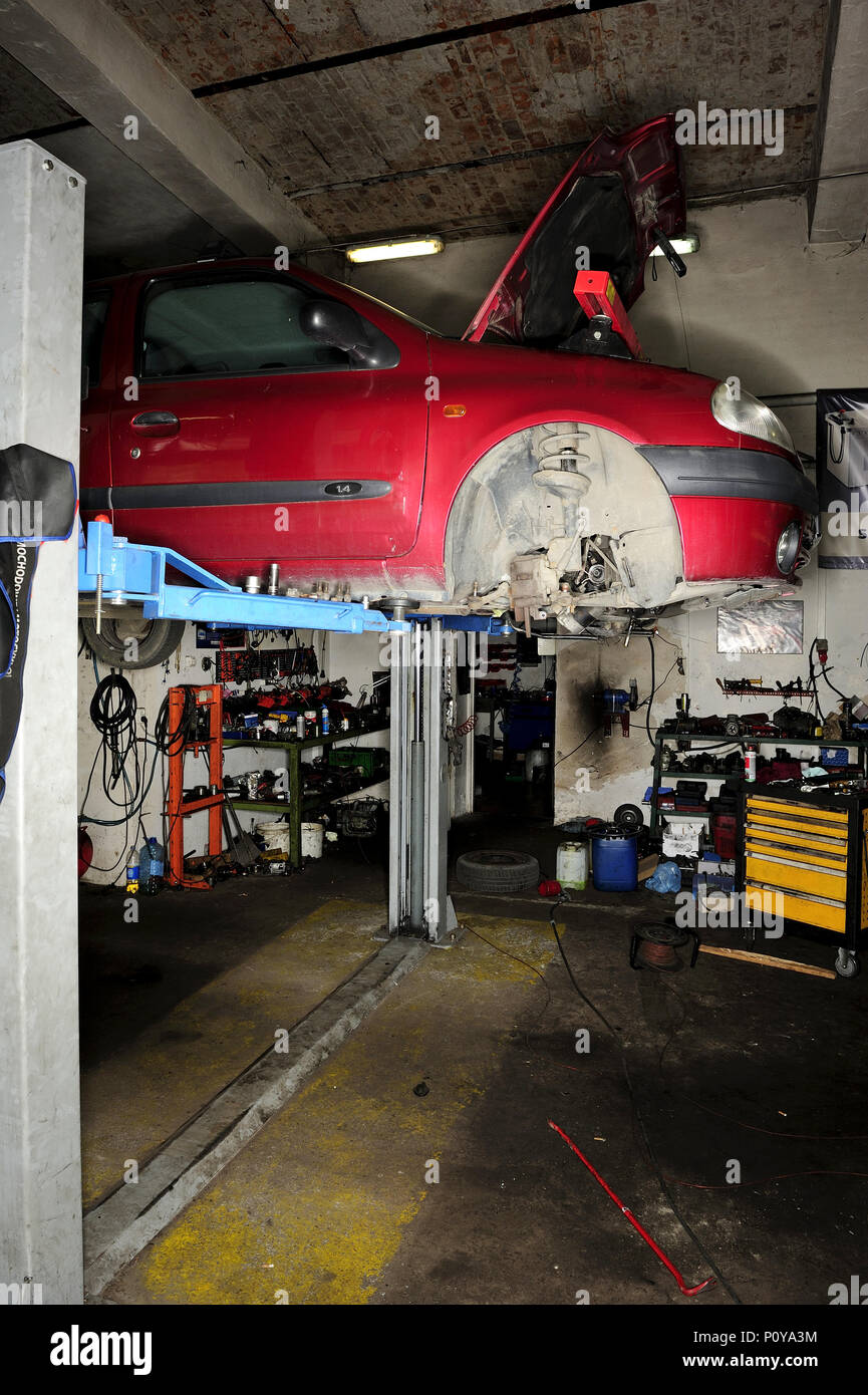 workshop, car, service, repair, platform, parts, professionally, work ...