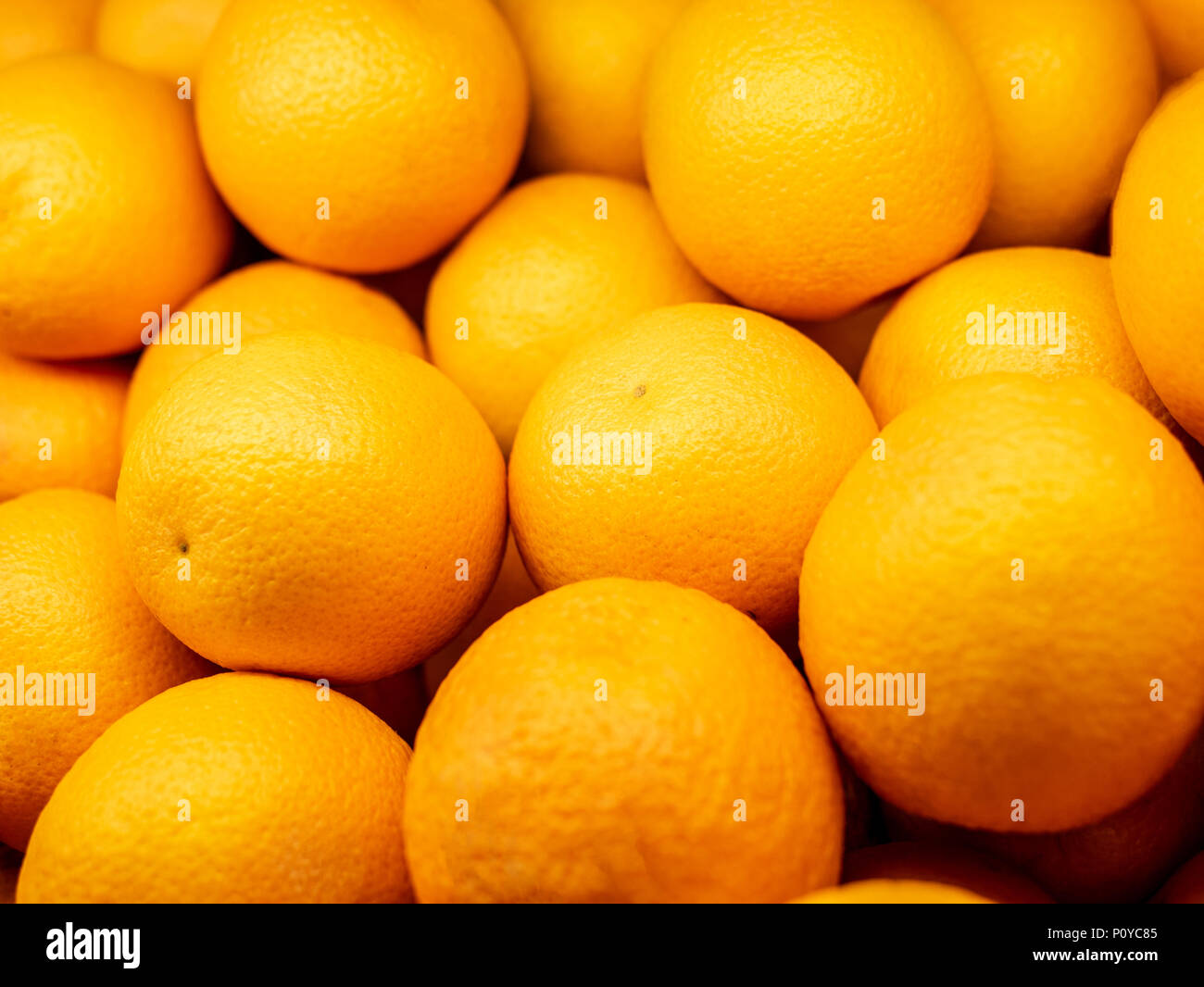 Many oranges hi-res stock photography and images - Alamy