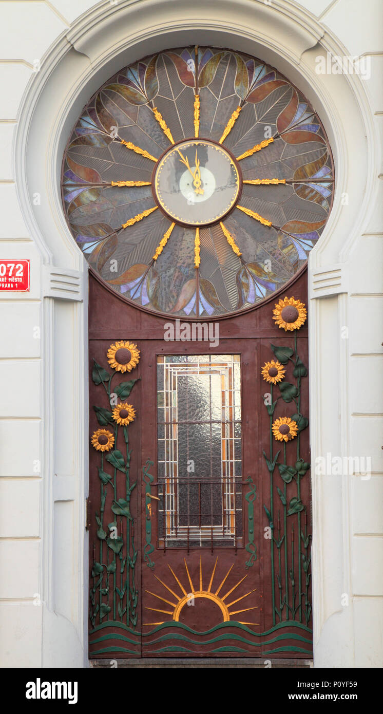 Prague door hi-res stock photography and images - Alamy