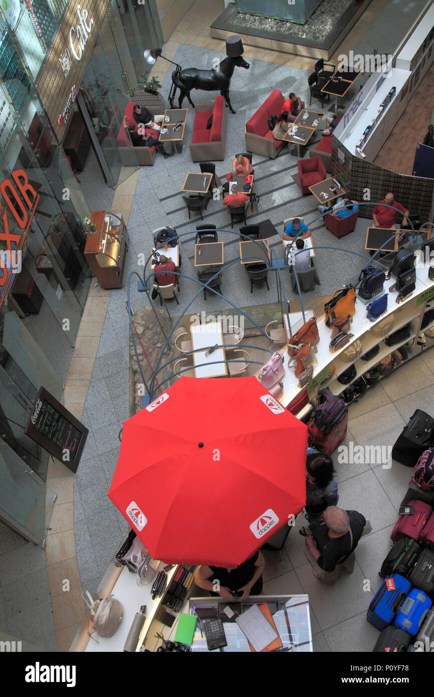 Palladium shopping centre prague czech hi-res stock photography and ...