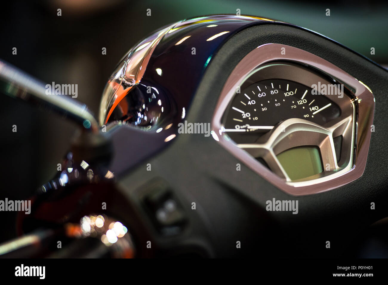 Dashboard speedometer km h hi-res stock photography and images - Alamy