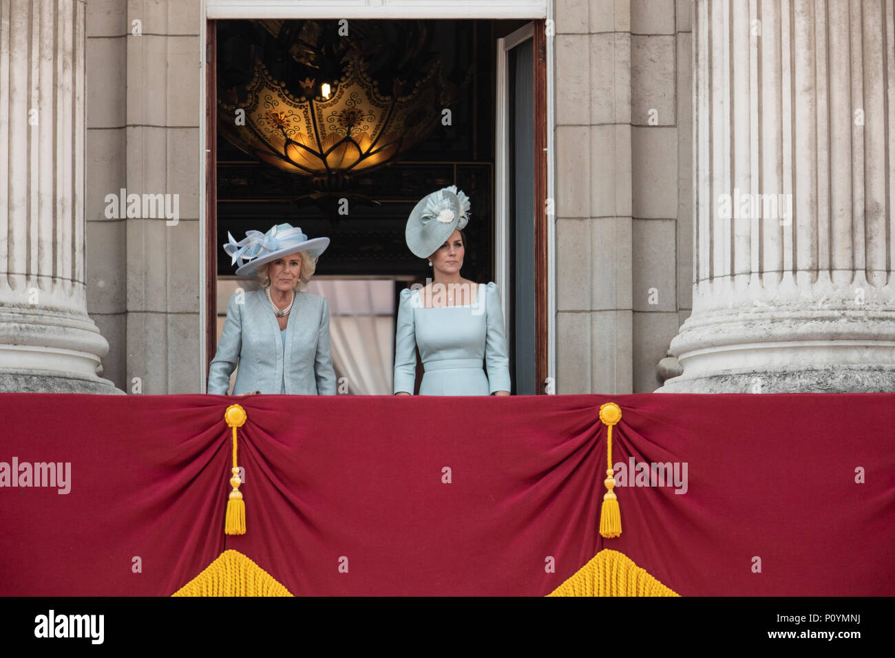 9th June 2018 London UK Britain's Queen Elizabeth leads the British ...