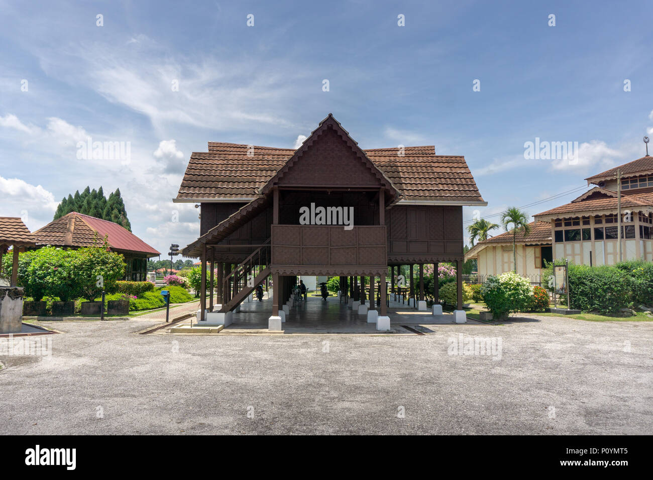 Traditional malay house hi-res stock photography and images - Alamy