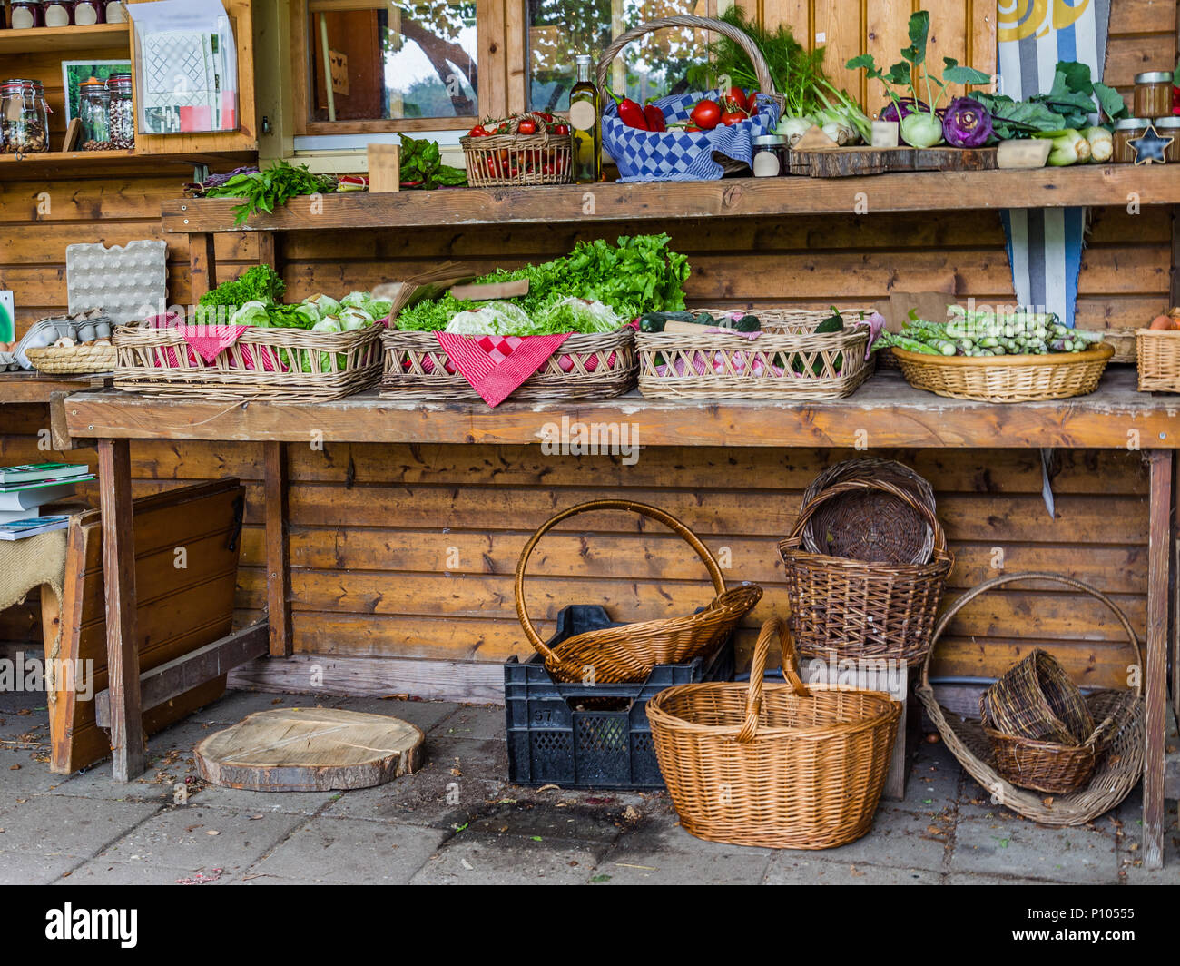 Grow local business hi-res stock photography and images - Alamy