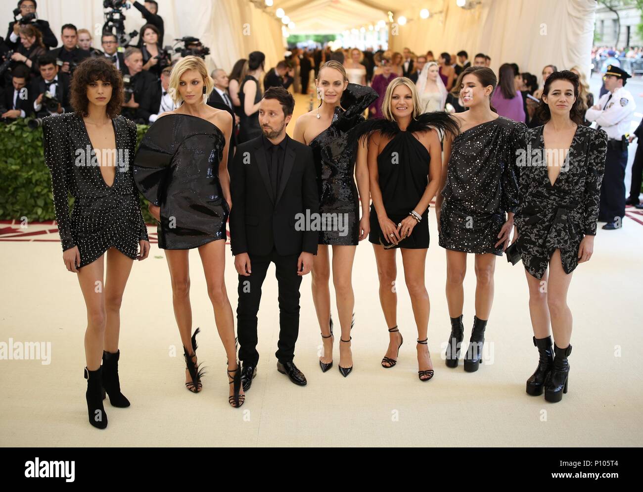 MET Gala 2018: Heavenly Bodies: Fashion & The Catholic Imagination ...