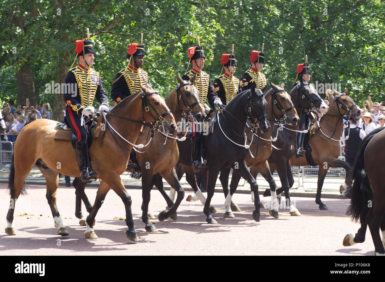Ceremonial Uniform British Army High Resolution Stock Photography and Images - Alamy