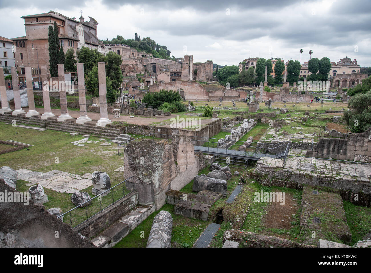 Marble pillars rome hi-res stock photography and images - Alamy
