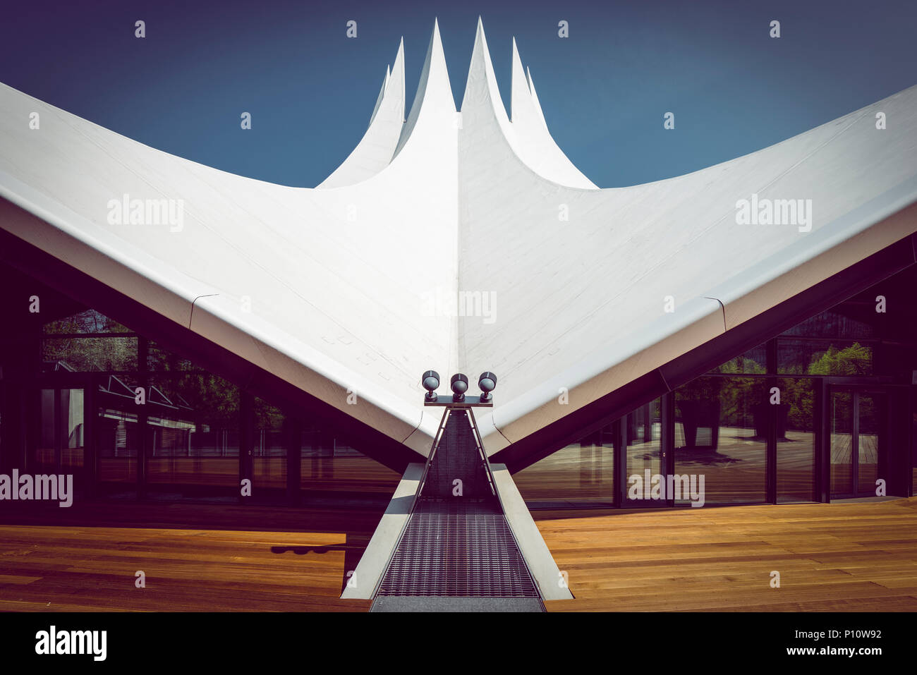 Curved tent-shaped roof shape and architecture of the Tempodrom Concert ...