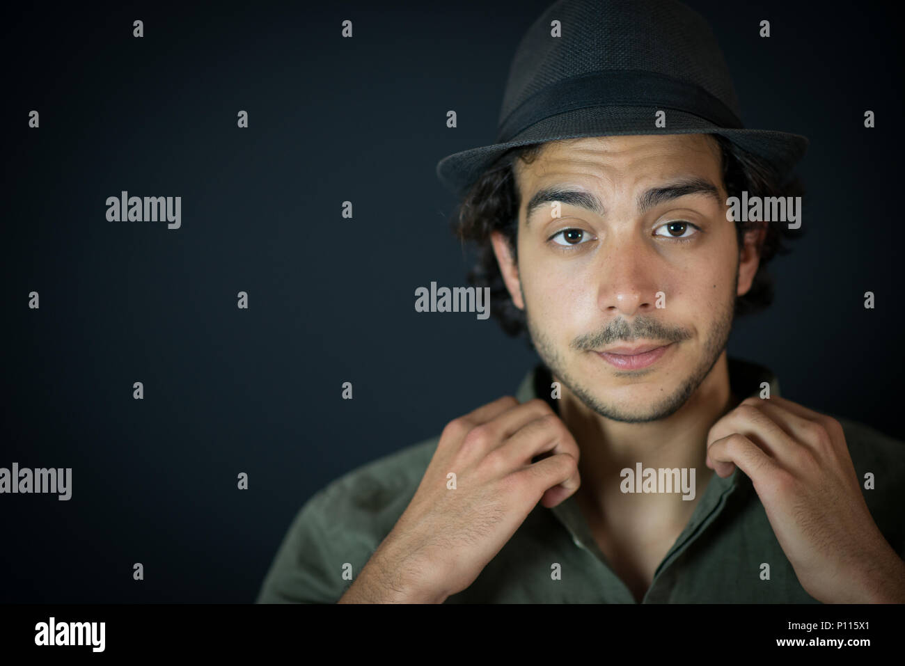 Pose with hat hi-res stock photography and images - Alamy