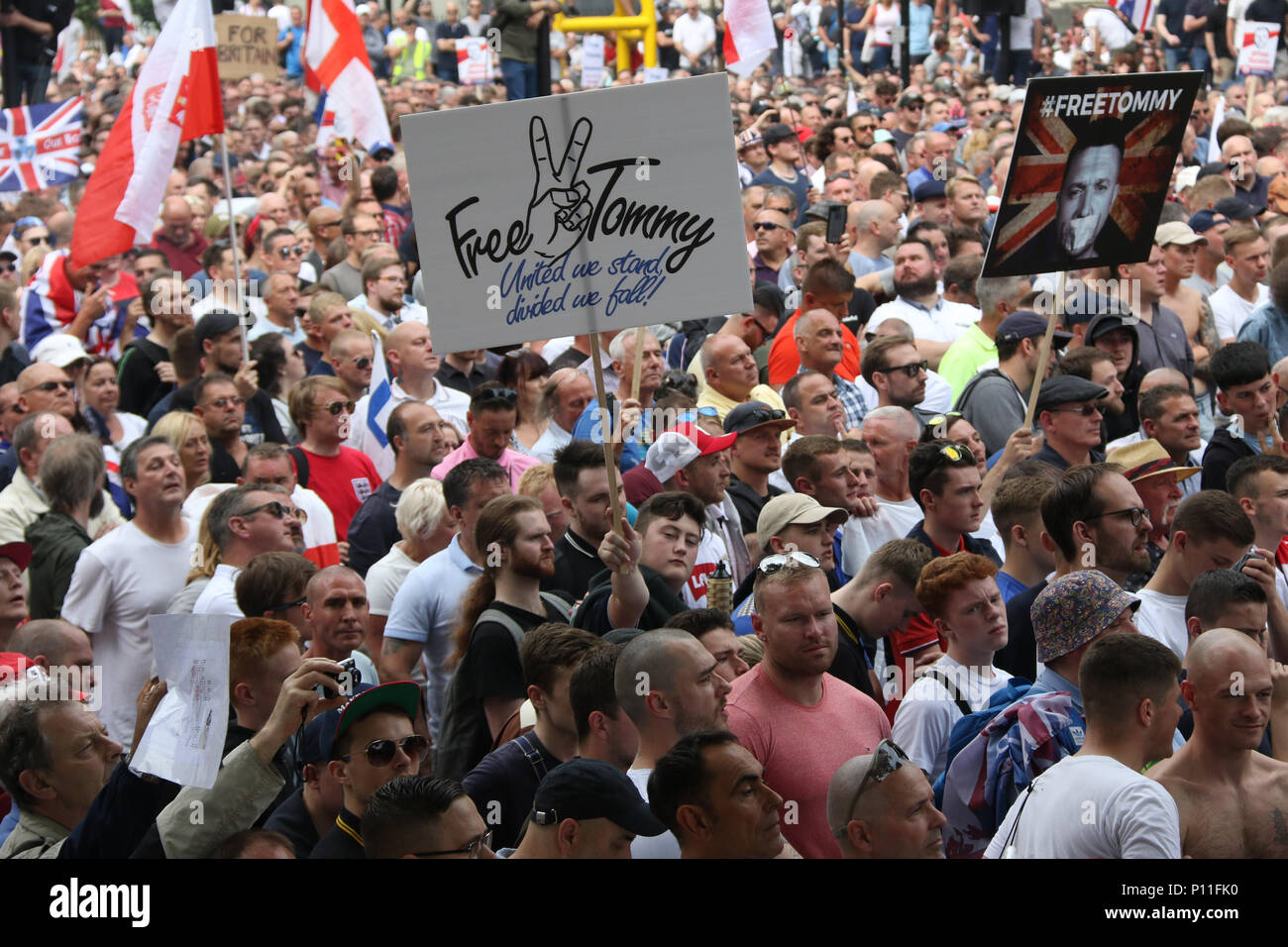 London, England. 9th June 2018. Tens of thousands of patriotic English ...