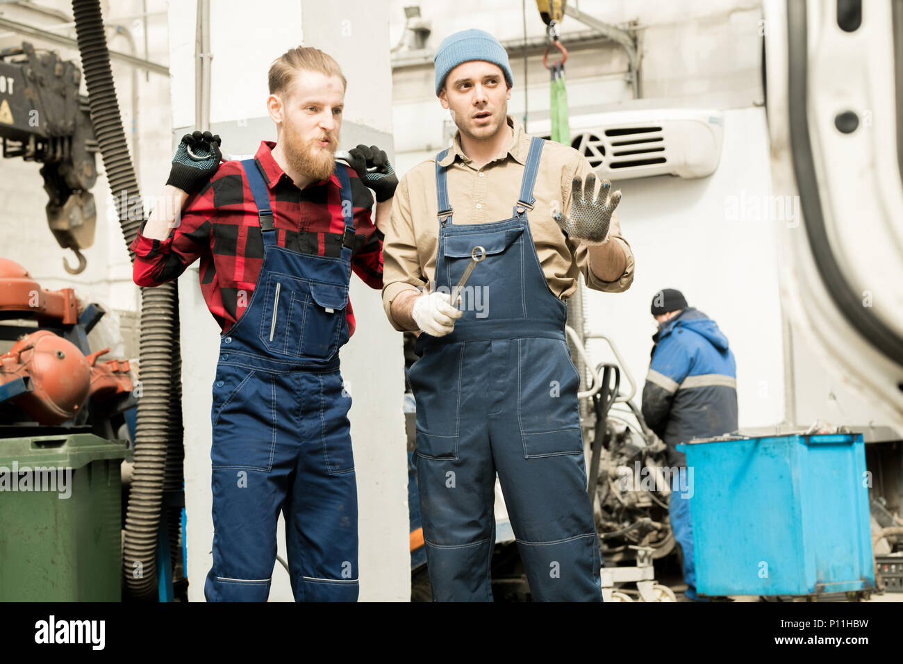 Car Technicians At Work Stock Photo - Alamy