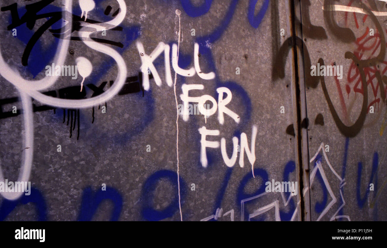 'Kill for Fun' graffiti in east London Stock Photo - Alamy