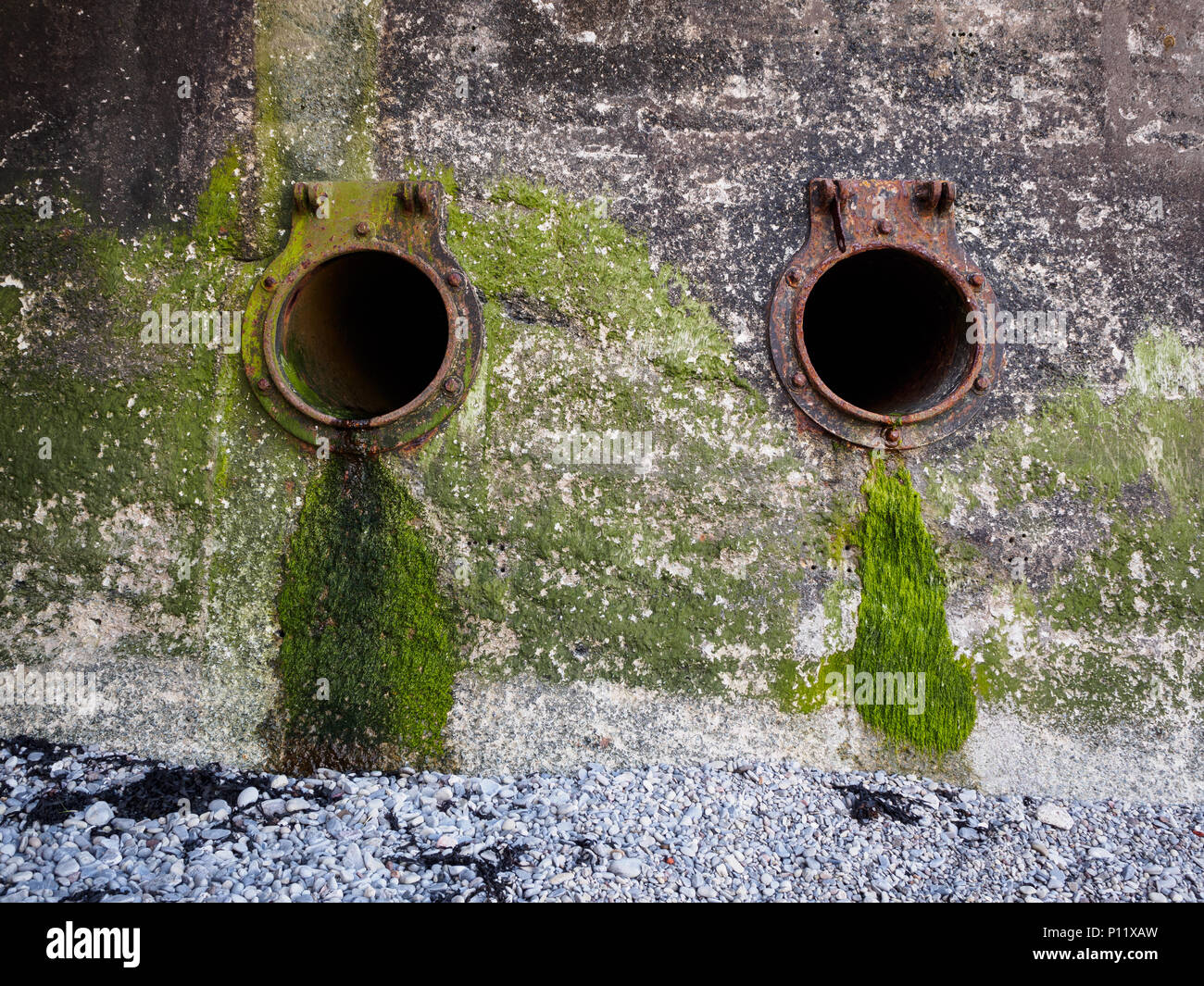 Sewage pipe ocean hi-res stock photography and images - Alamy