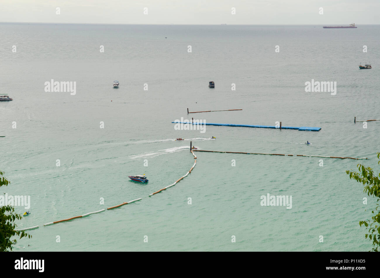 Container ship birds eye hi-res stock photography and images - Alamy