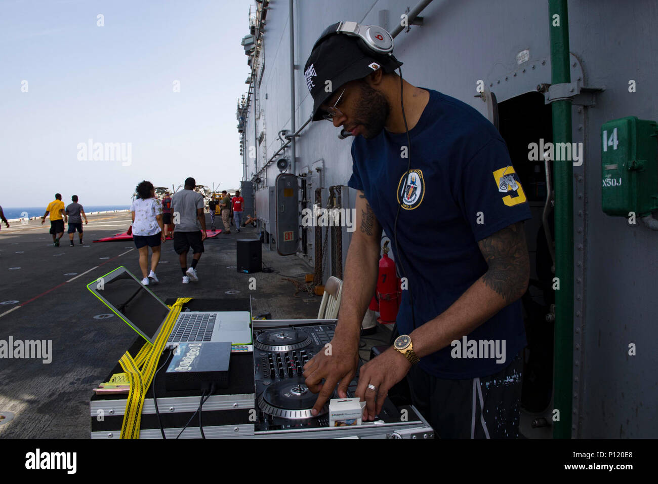 5TH FLEET AREA OF OPERATIONS (May 5, 2017) Mass Communication ...