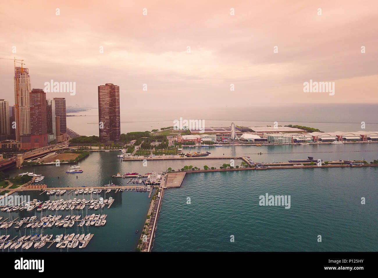 Chicago aerial highway hi-res stock photography and images - Alamy