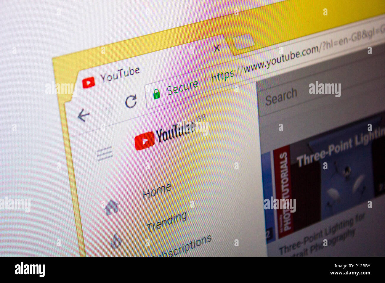 Youtube laptop hi-res stock photography and images - Alamy