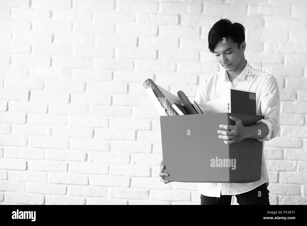 Students studying reading books Black and White Stock Photos & Images ...