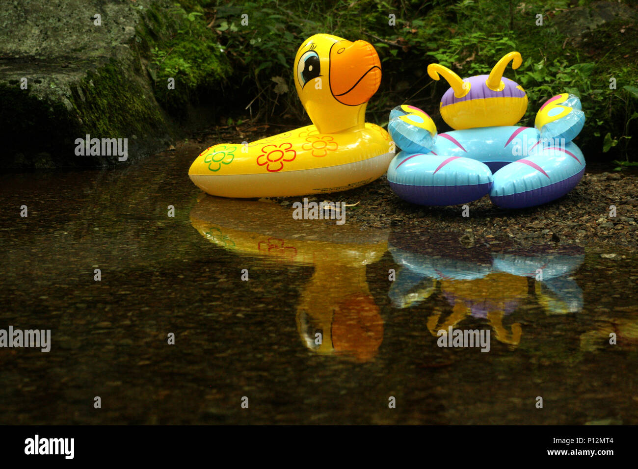 Floaters hi-res stock photography and images - Alamy