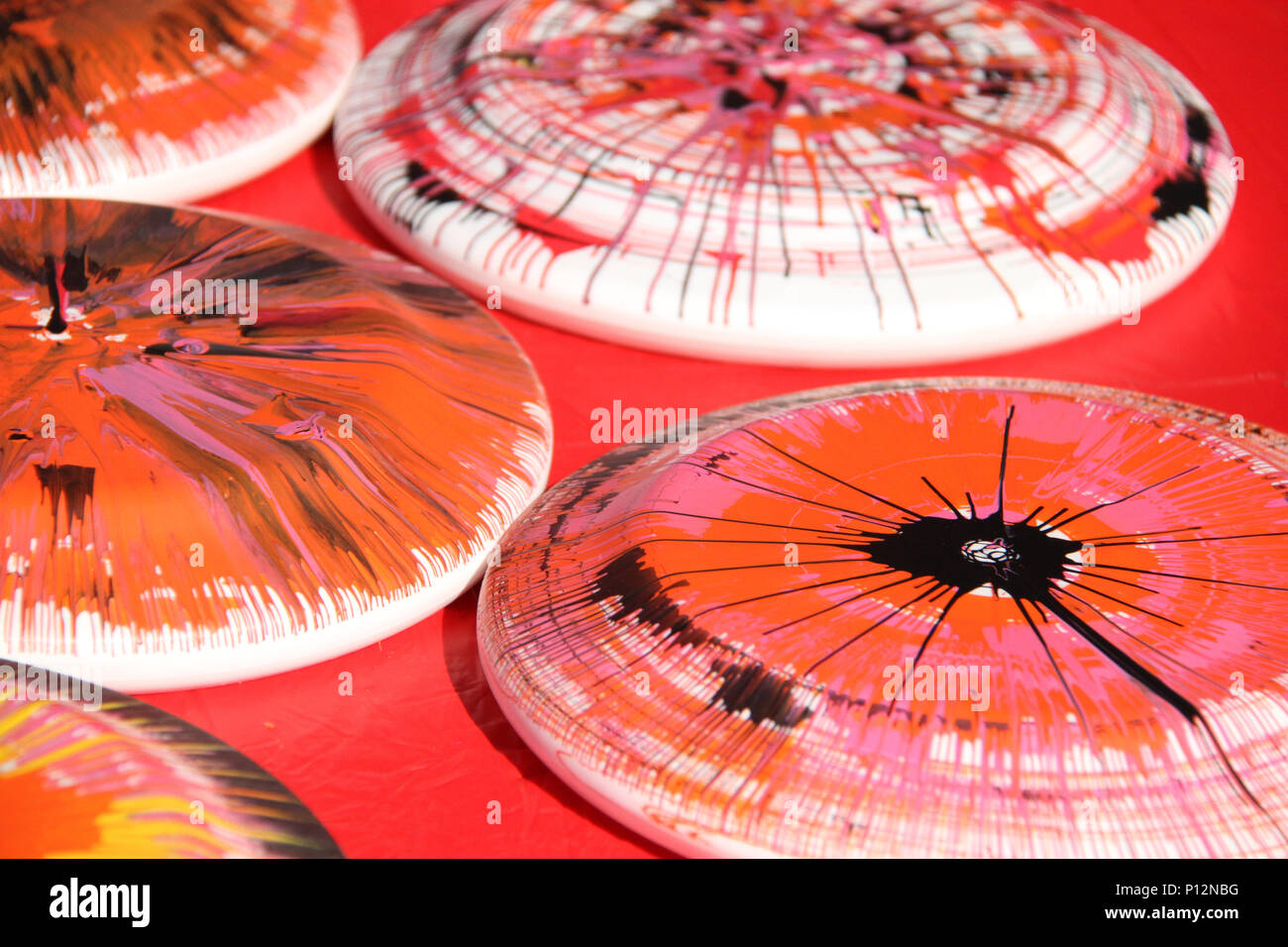 Frisbees hi-res stock photography and images - Alamy