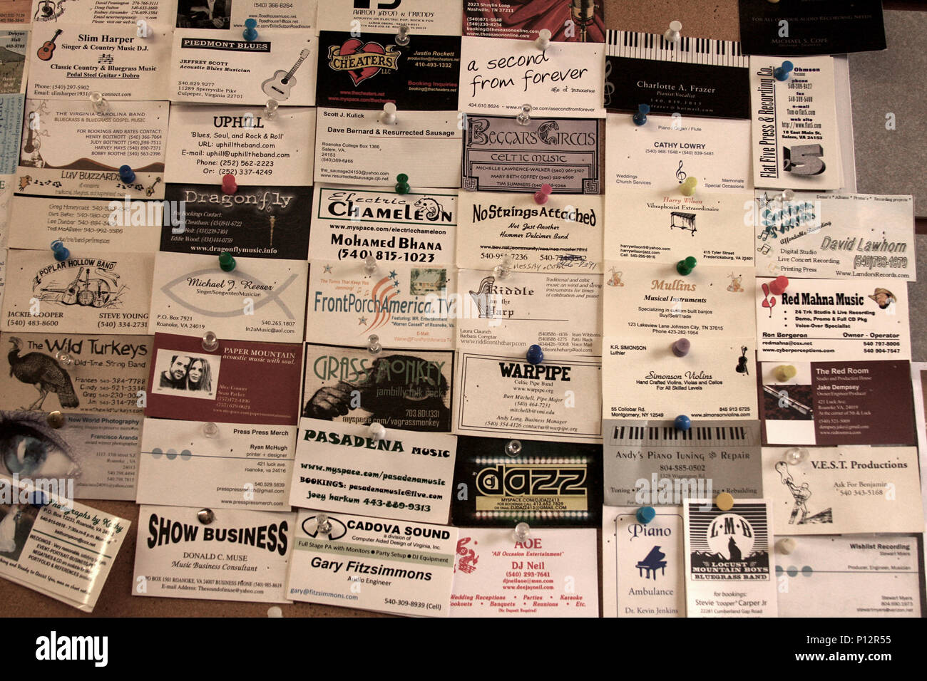 Business card design templates hi-res stock photography and images - Alamy