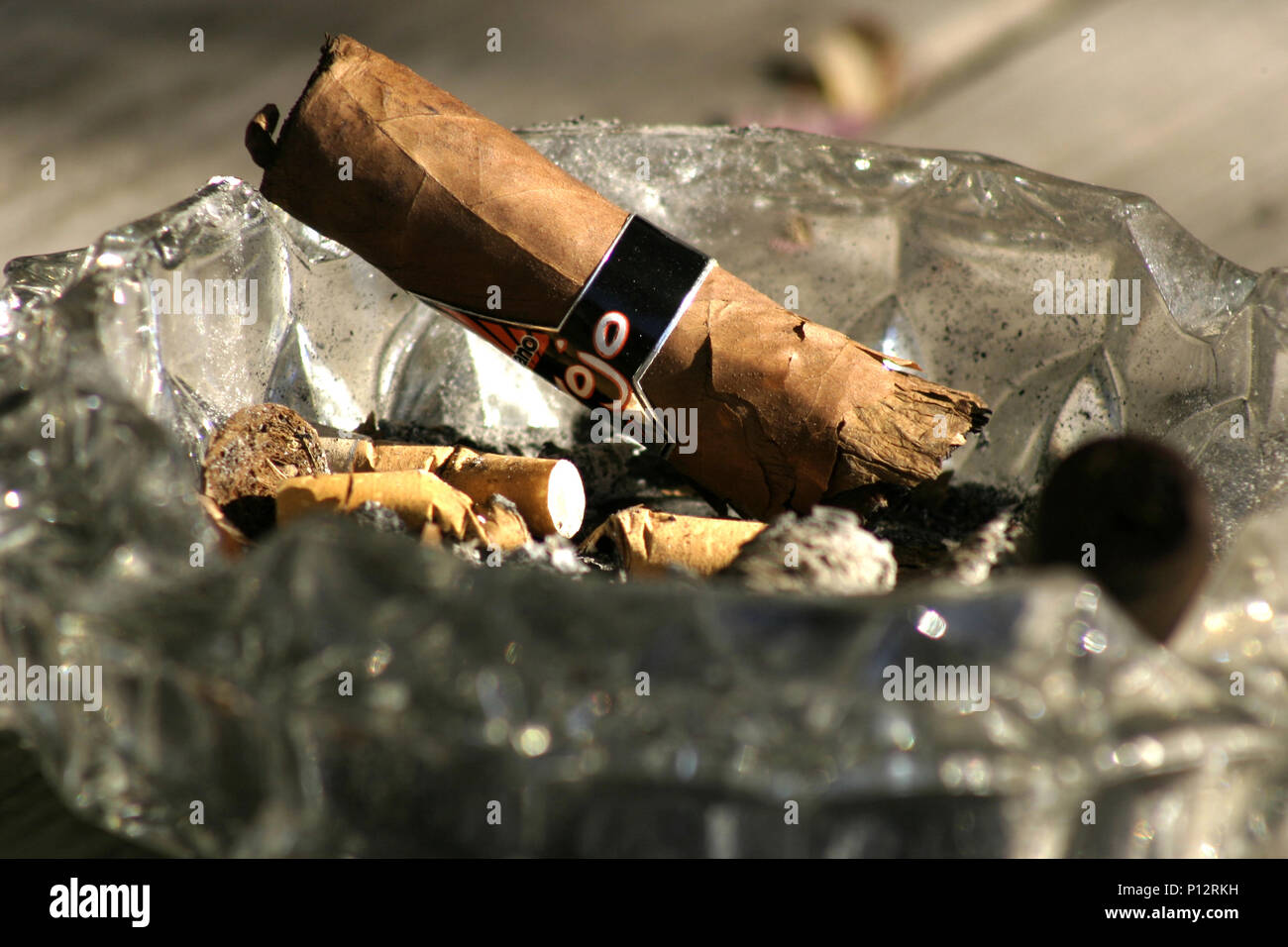 Dirty ash tray Stock Photo - Alamy