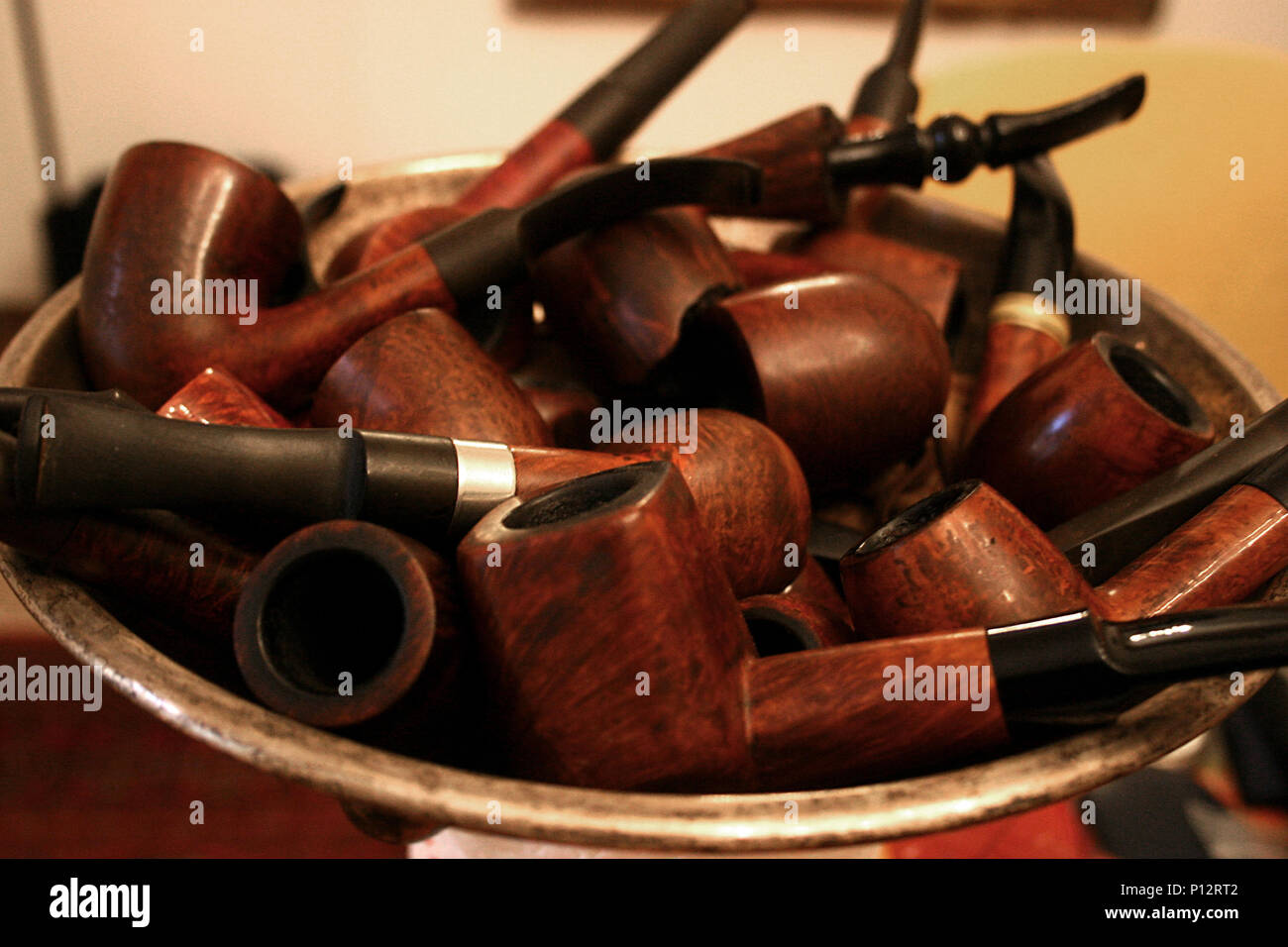 Collection of smoking pipes Stock Photo - Alamy
