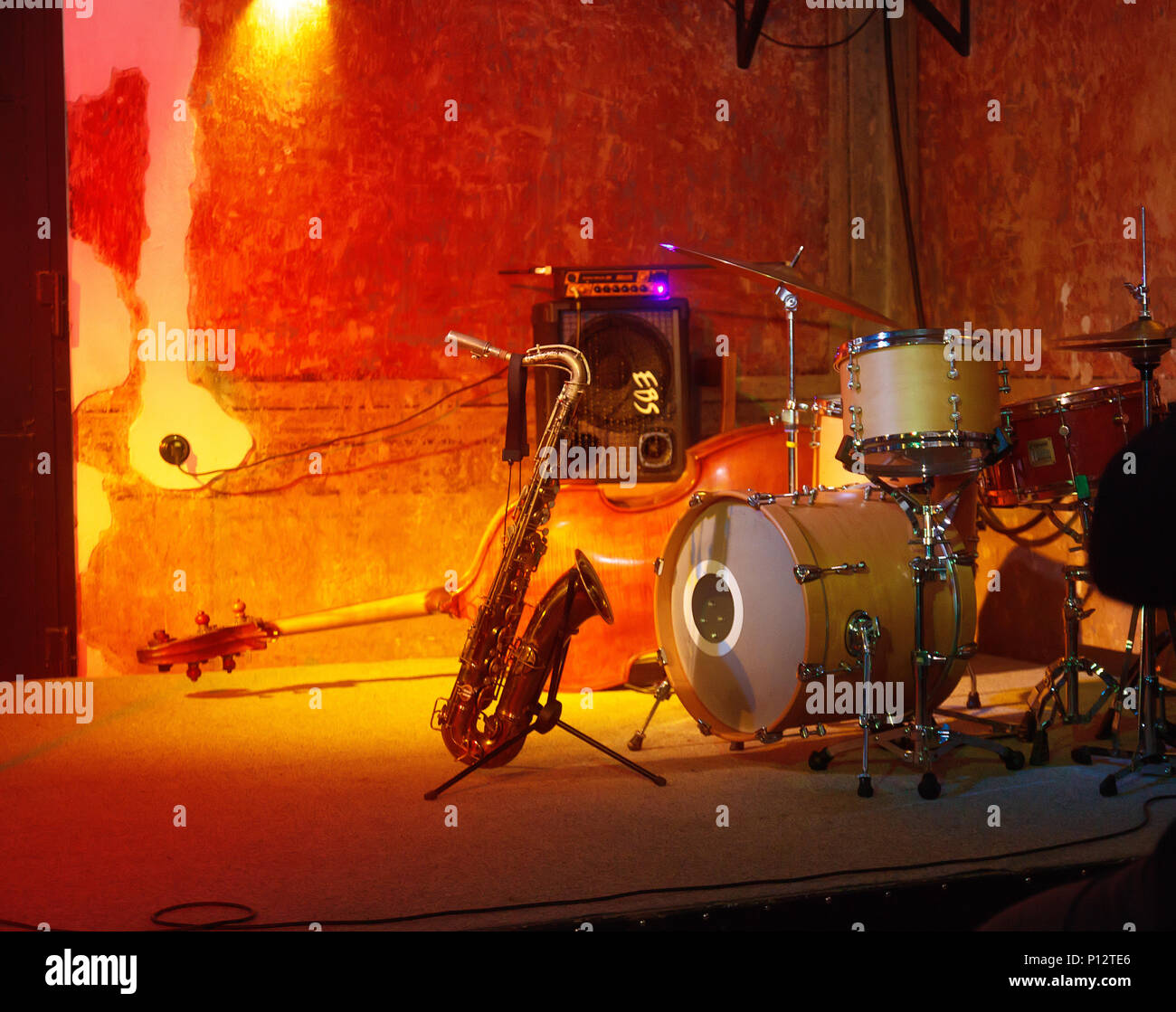 Drumstick speed hi-res stock photography and images - Alamy