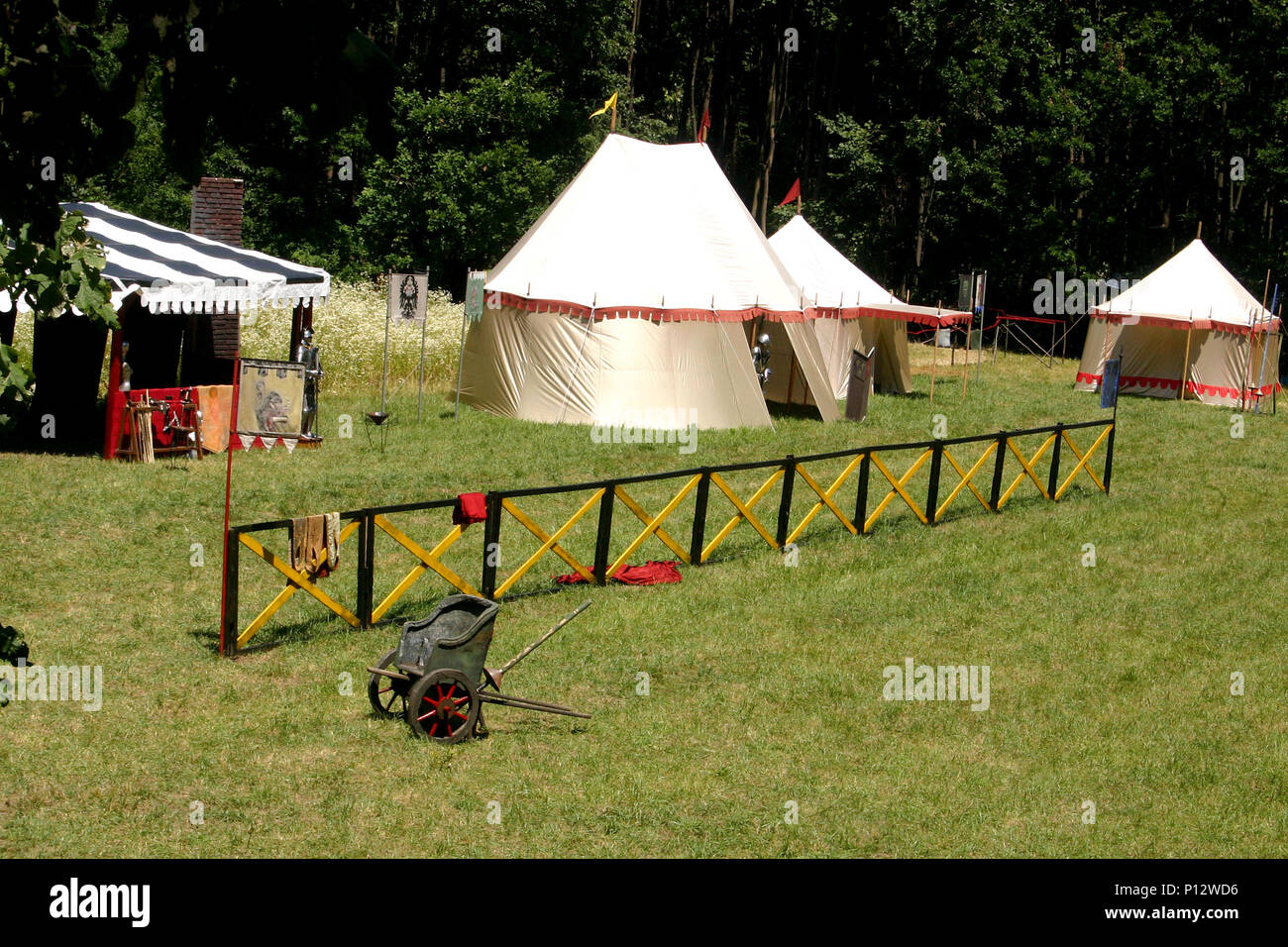 Medieval tournament tents hi-res stock photography and images - Alamy