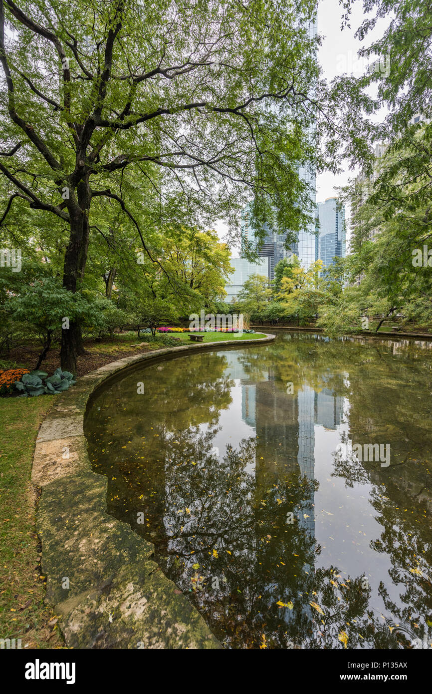 Chicago urban landscapes hi-res stock photography and images - Alamy